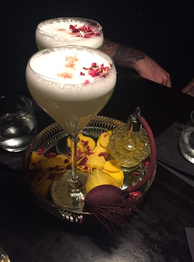 Inside The Manchester Laundrette That's Hiding A Secret Cocktail Bar ...