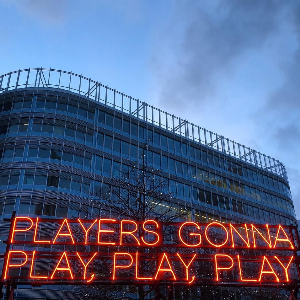 A Neon Art Installation Has Popped Up In Manchester's Spinningfields