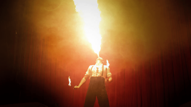 Cirque Du Vulgar: The Saucy Circus Show Returns To Manchester
