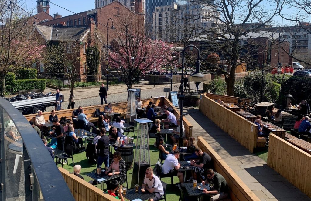 Study Shows Manchester Is Top For Outdoor Dining And Drinking