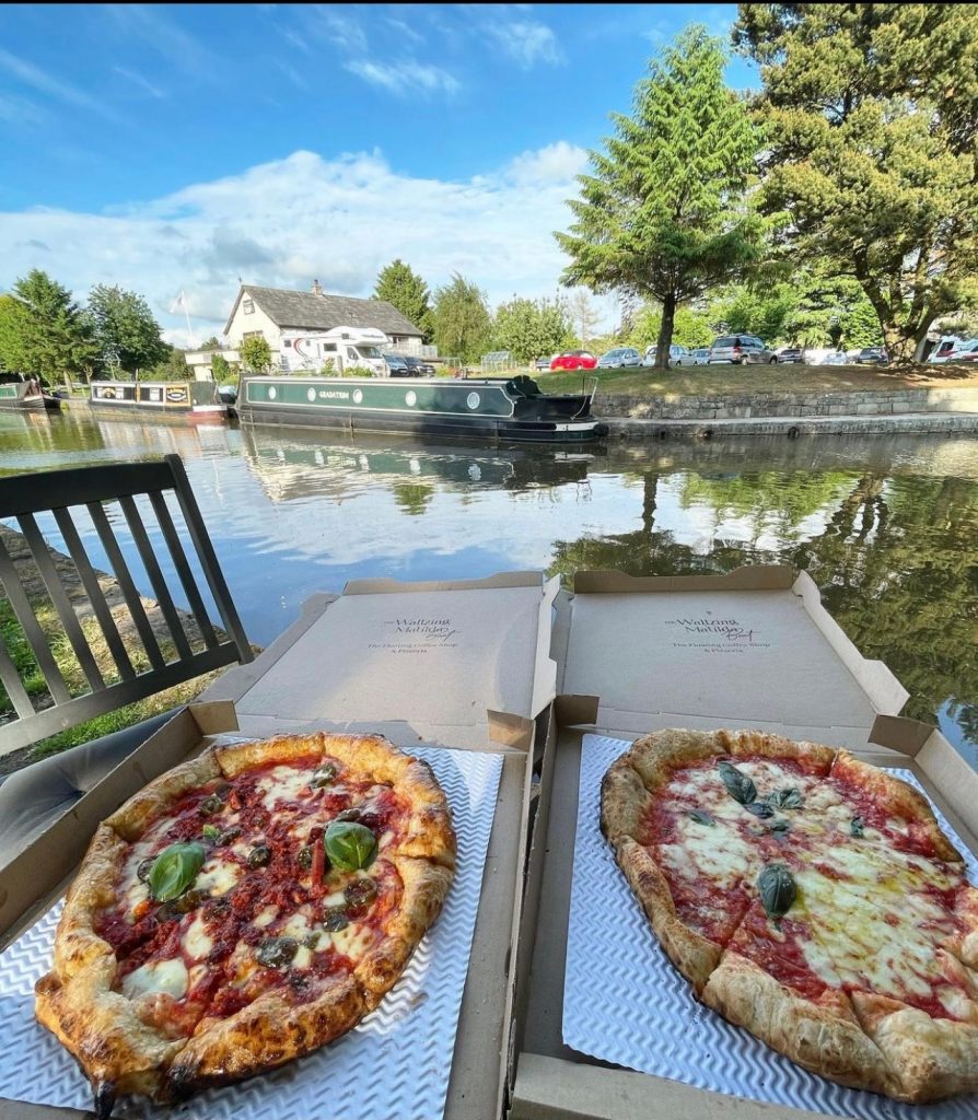 The Idyllic Canal Boat Serving Neapolitan Pizzas & Chocolatey Sweet ...
