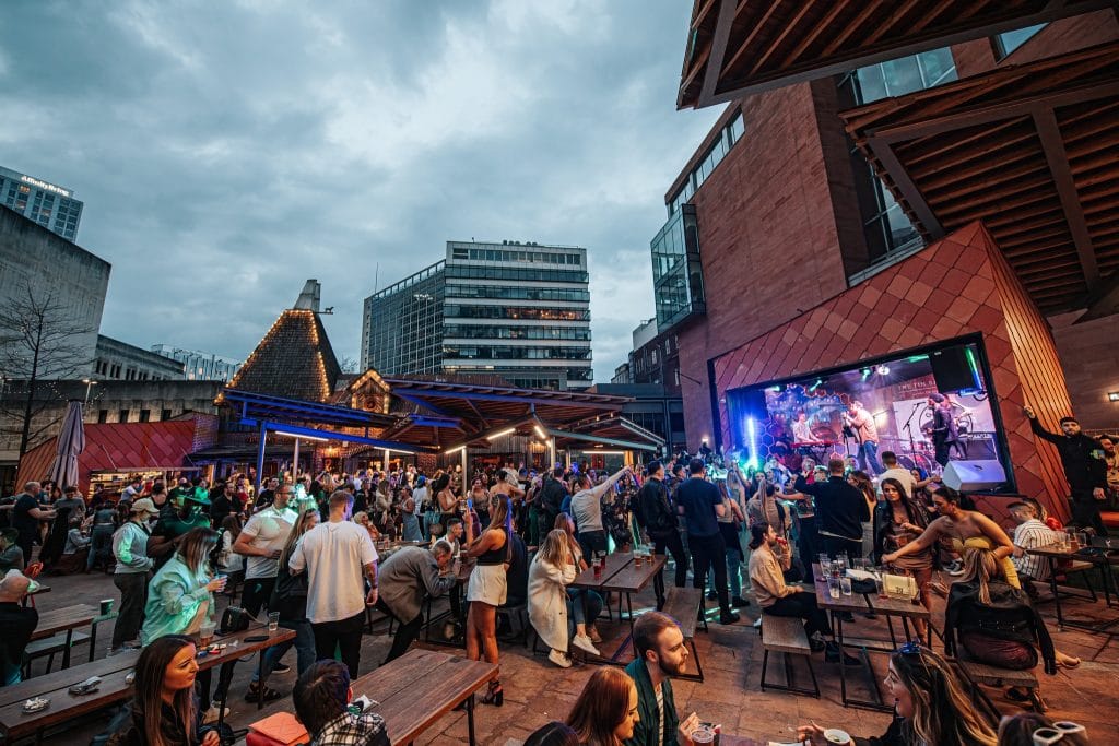 25 Of The Most Joyous Jubilee Events Taking Place In Manchester This ...