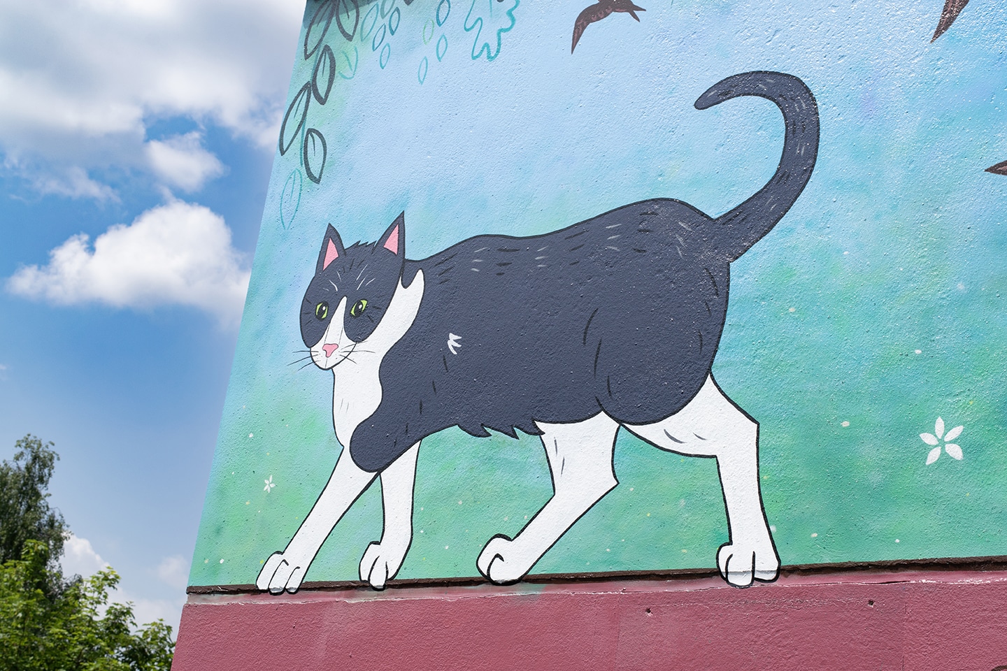 Colourful Mural Of 'Tram Cat' Unveiled At Chorlton Metrolink Stop
