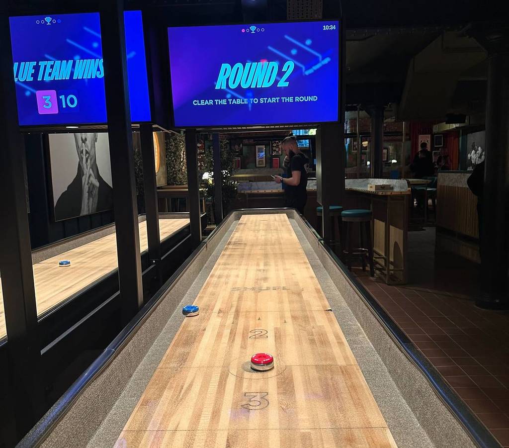 Black Cat Club Manchester: The City's New Games & Cocktail Bar