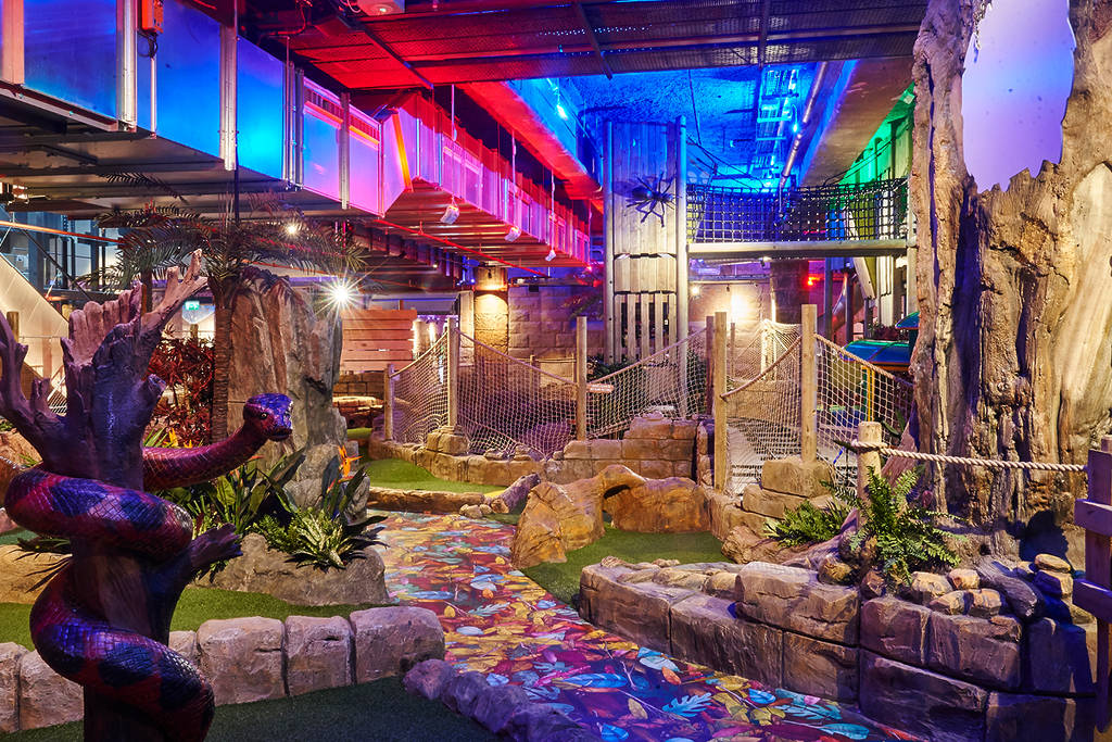 The Best Places To Play Crazy And Mini Golf In Manchester