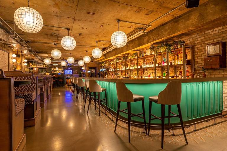High-Tech Shuffleboard Bar Electric Shuffle To Open In Manchester