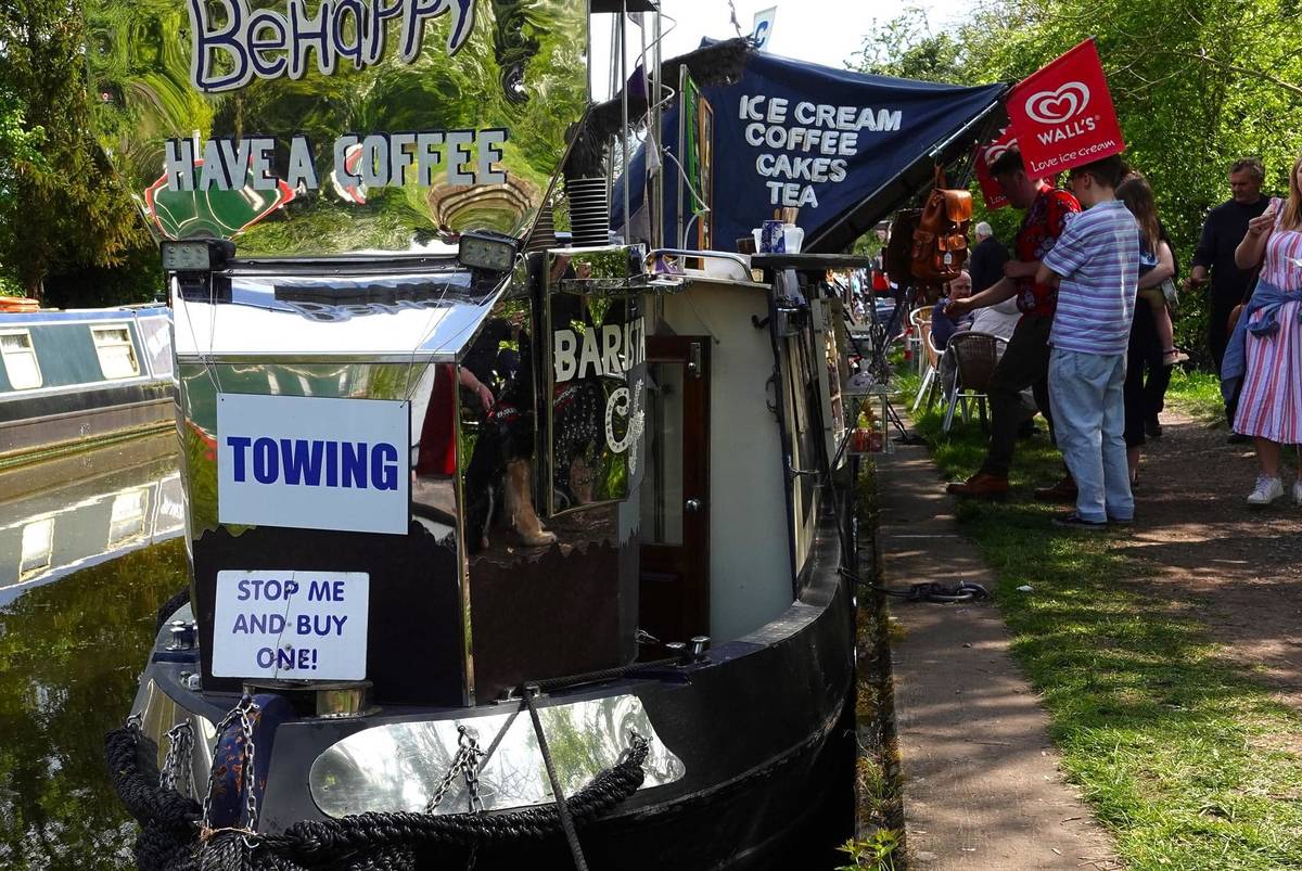 Crepe Factory Afloat Serves Up Pancakes On Manchester's Canals