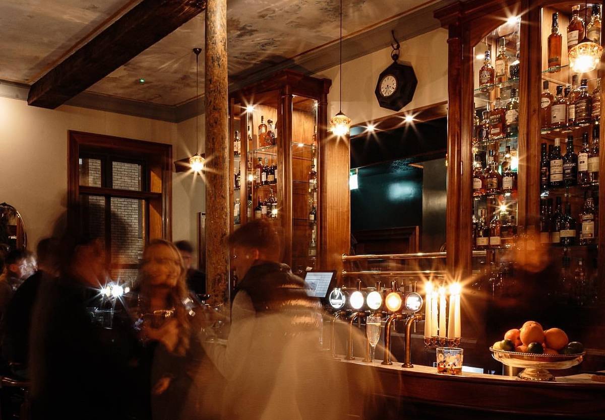 The Loveliest Cosy Pubs To Visit In Manchester