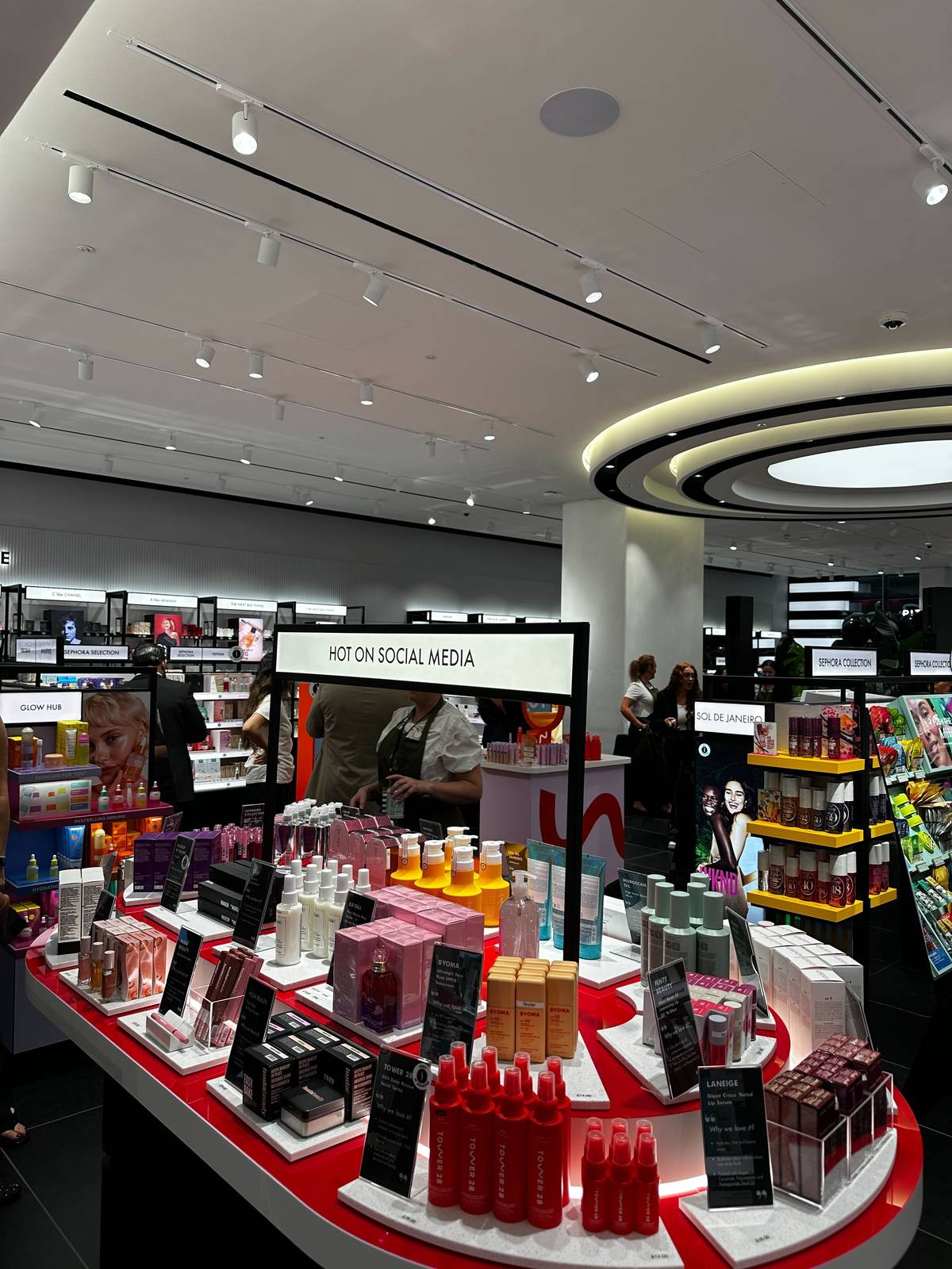 Sephora Opens Huge New Store In Manchester Arndale