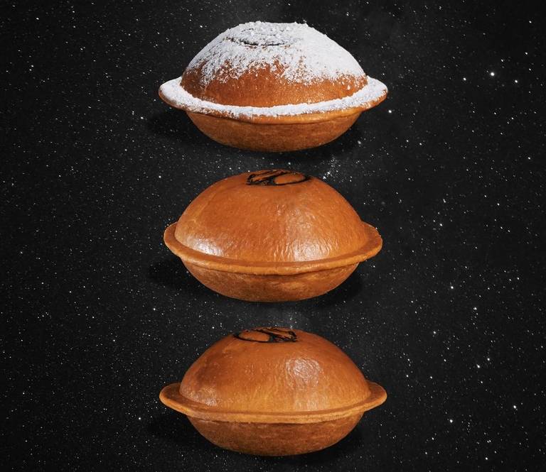 UFO-Shaped Burger Concept Outer Space To Land In Manchester