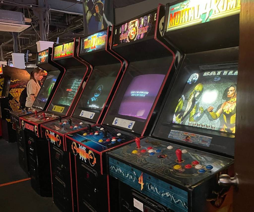 The Largest Arcade In Europe Is Hidden In This Old Greater Manchester ...