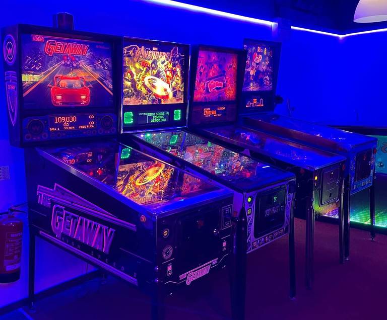 The Largest Arcade In Europe Is Hidden In This Old Greater Manchester ...