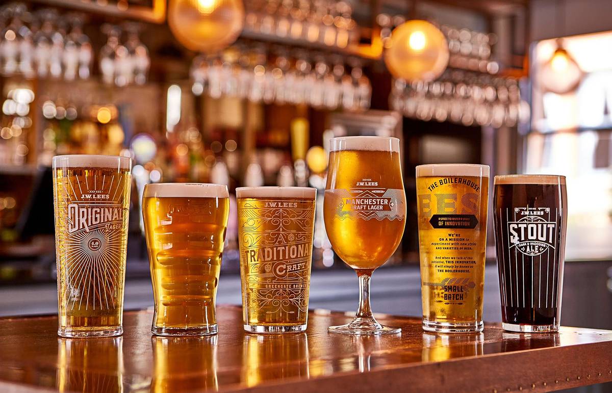 The First Iconic 'Cream Of Manchester' Boddingtons Cask Pint In 13 ...