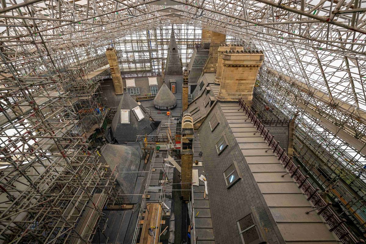 A Huge Part Of Manchester Town Hall Is Set To Re-Emerge This Week ...