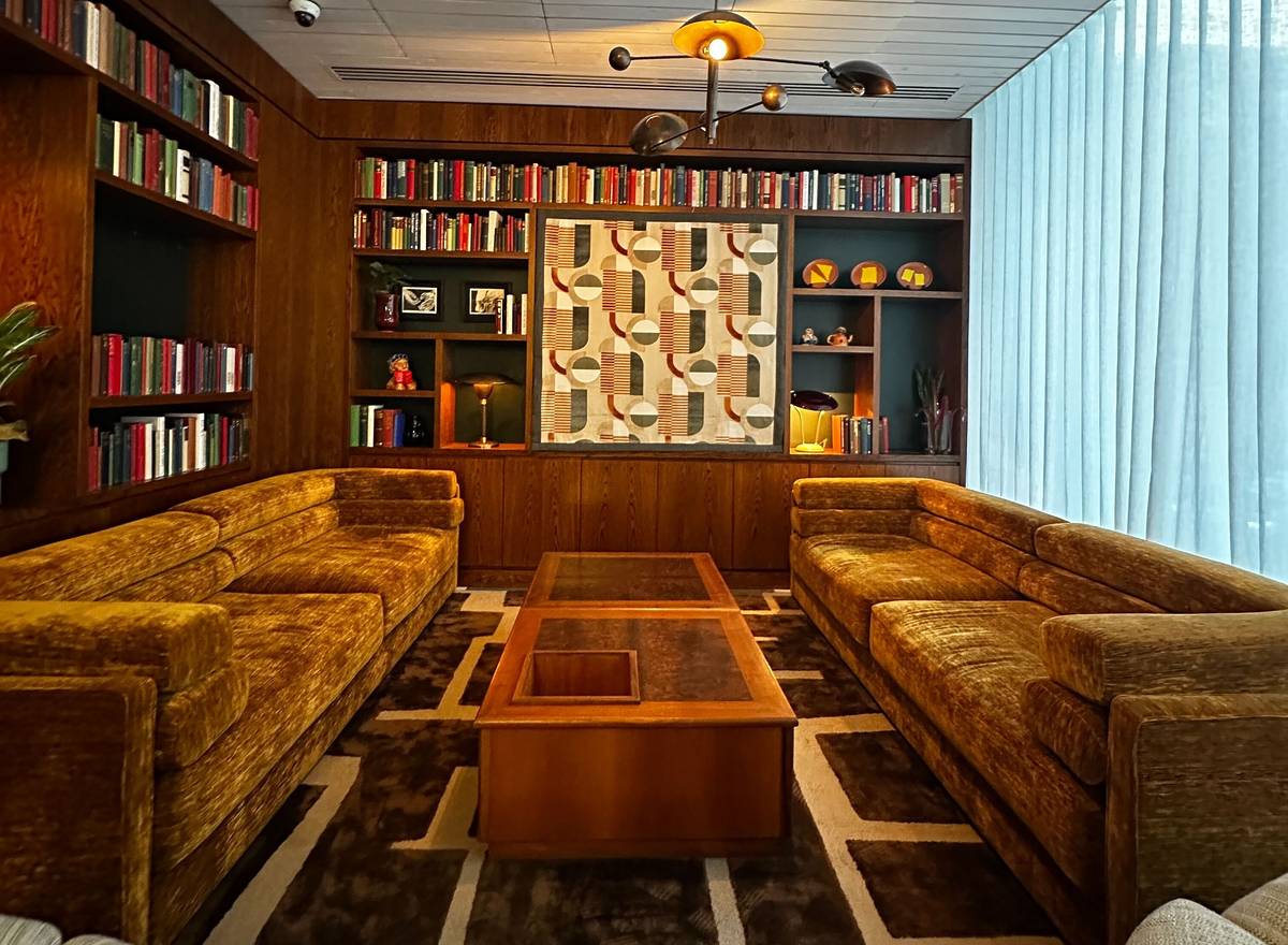 The Affordable Yet Luxe Mollie’s Diner & Bar Has Opened In Manchester’s ...