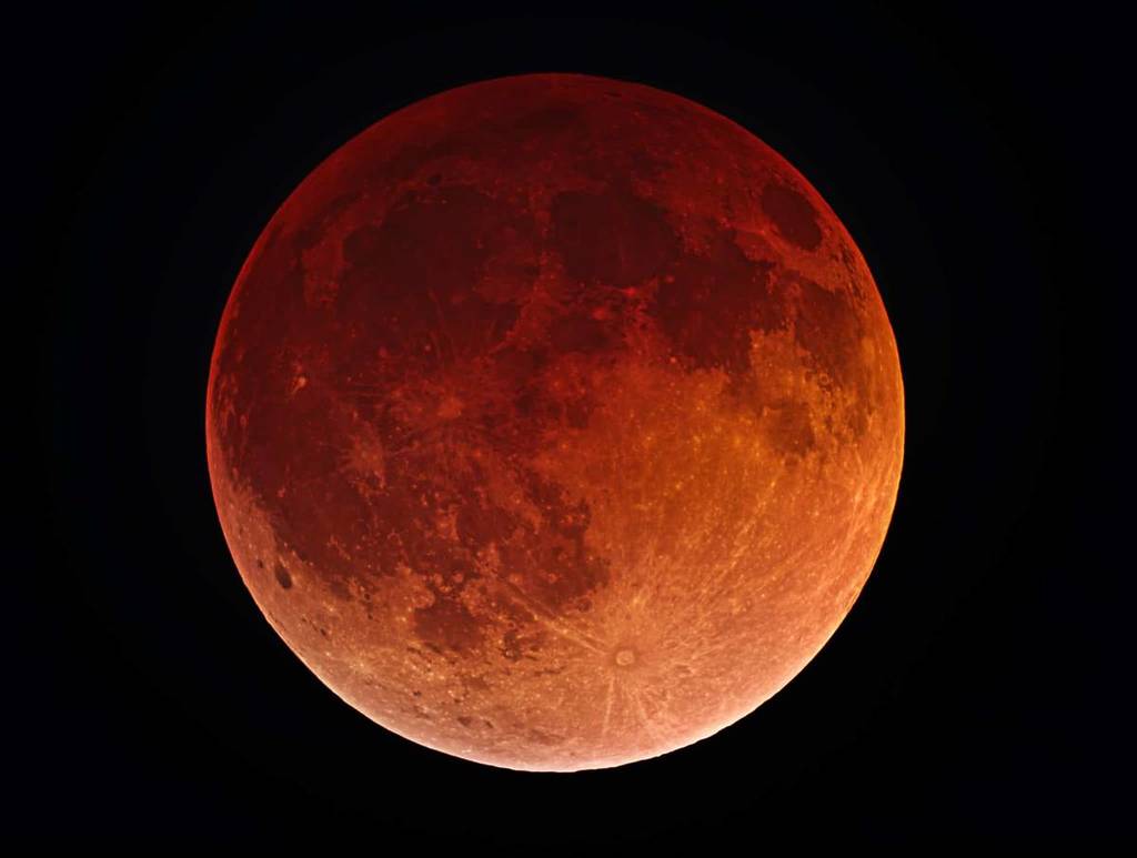 A Rare Blood Worm Moon Is Coming In March 2026 And This Eclipse Is Set ...