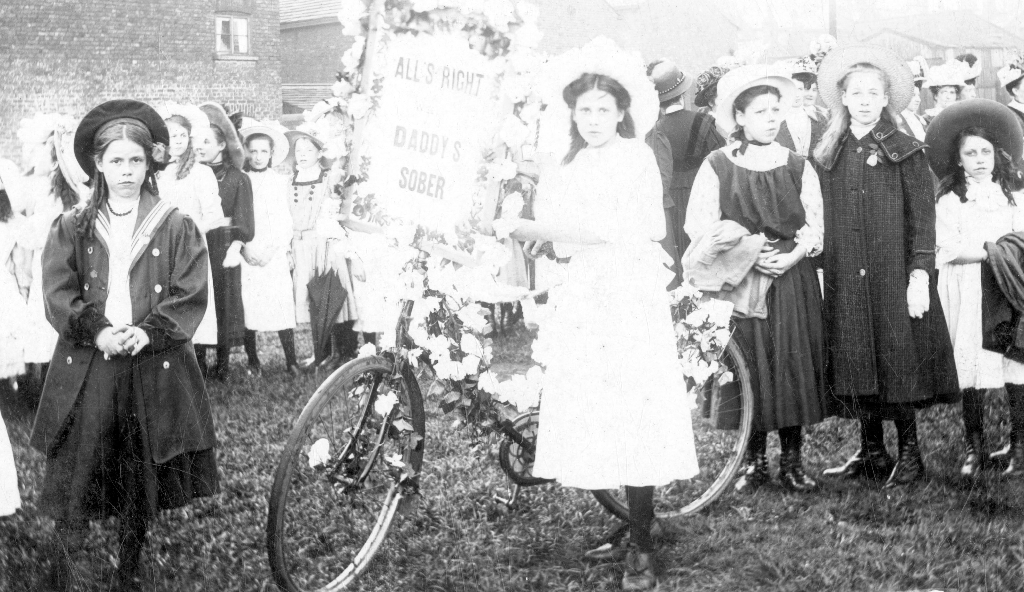 How Did These Purpose-Built, Alcohol-Free Victorian Venues In ...