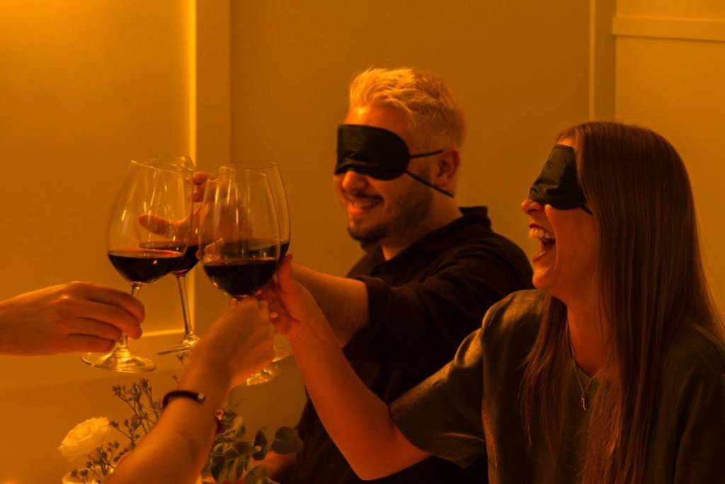 Dining In The Dark Pittsburgh: Taste Great Food Blindfolded