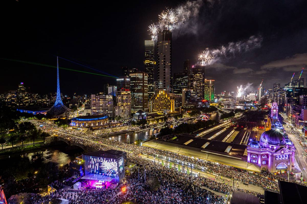 The Best Places To See The Melbourne Fireworks On NYE