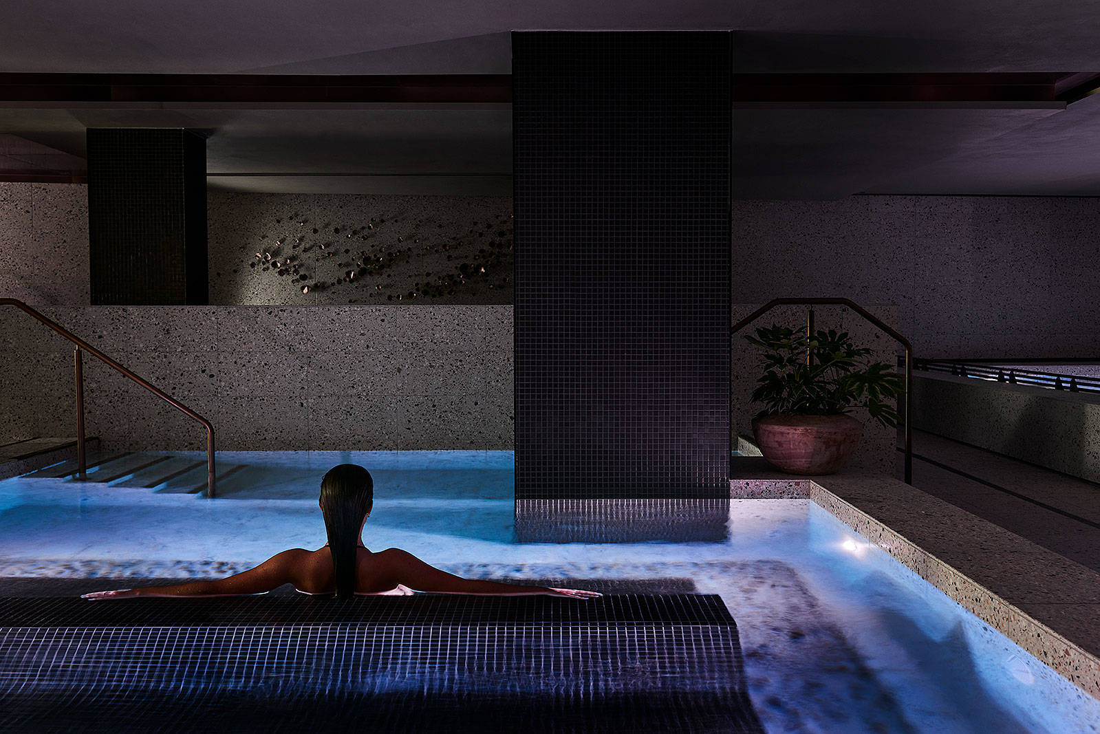 The Dreamy Aurora Spa & Bathhouse Is Now Open In Sorrento