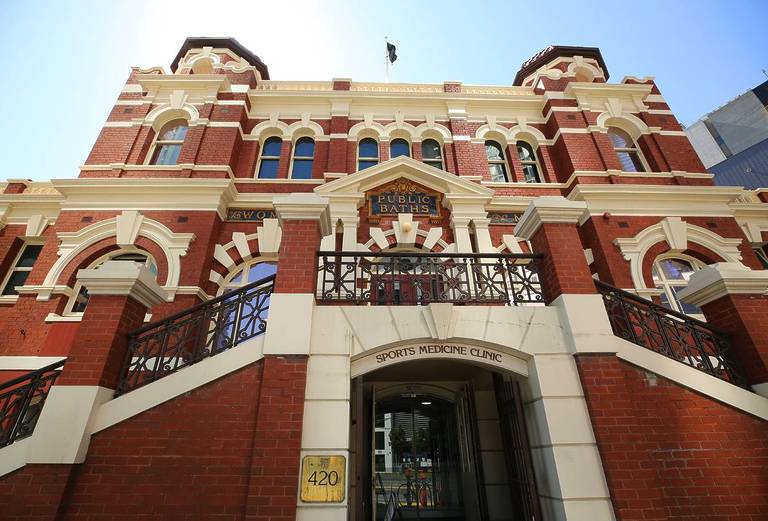 20 Swimming Pools For A Splashing Good Time In Melbourne