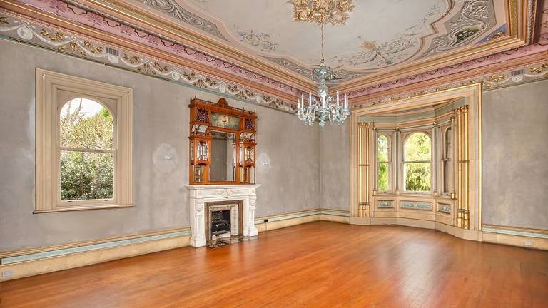 10 Magnificent Historic Mansions Around Melbourne - Secret Melbourne