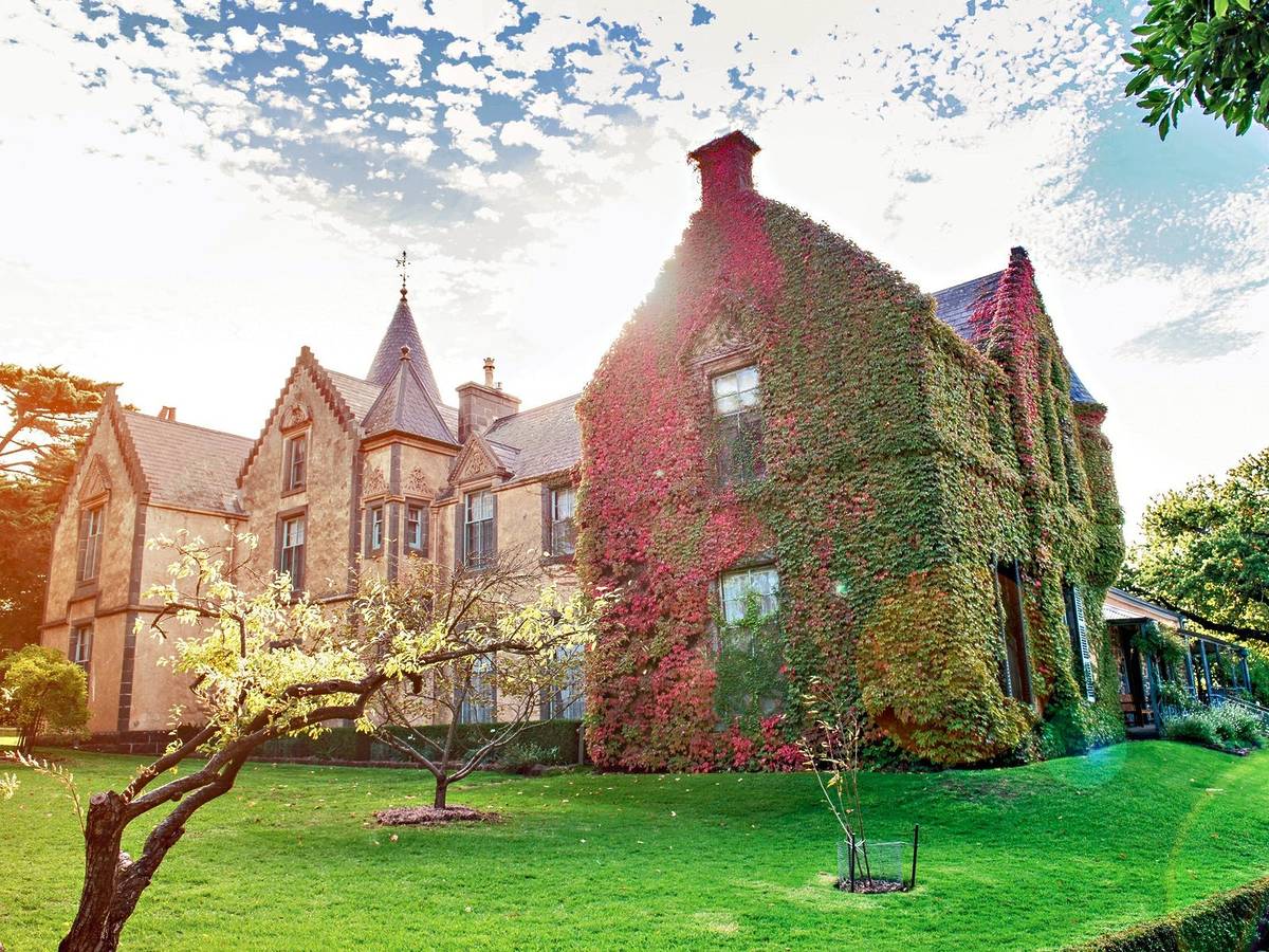 10 Magnificent Historic Mansions Around Melbourne - Secret Melbourne