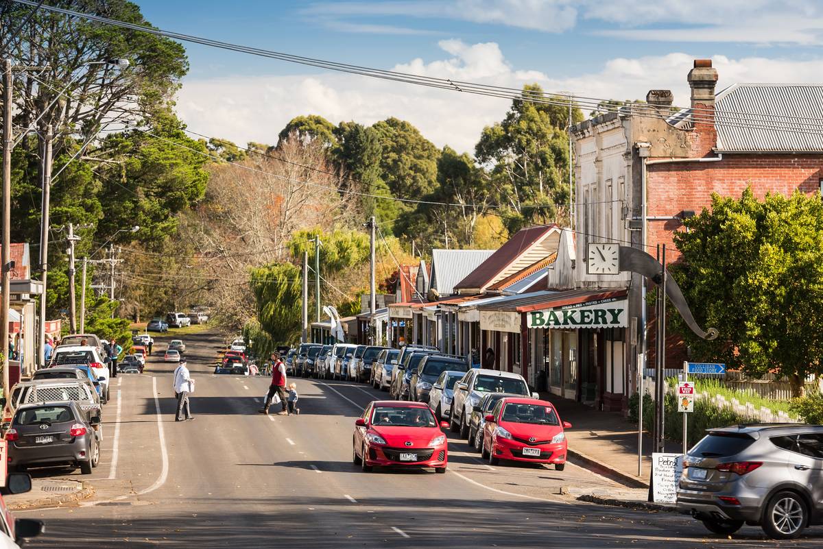 6 Small Towns In Victoria That Are Charming – And Surprisingly ...