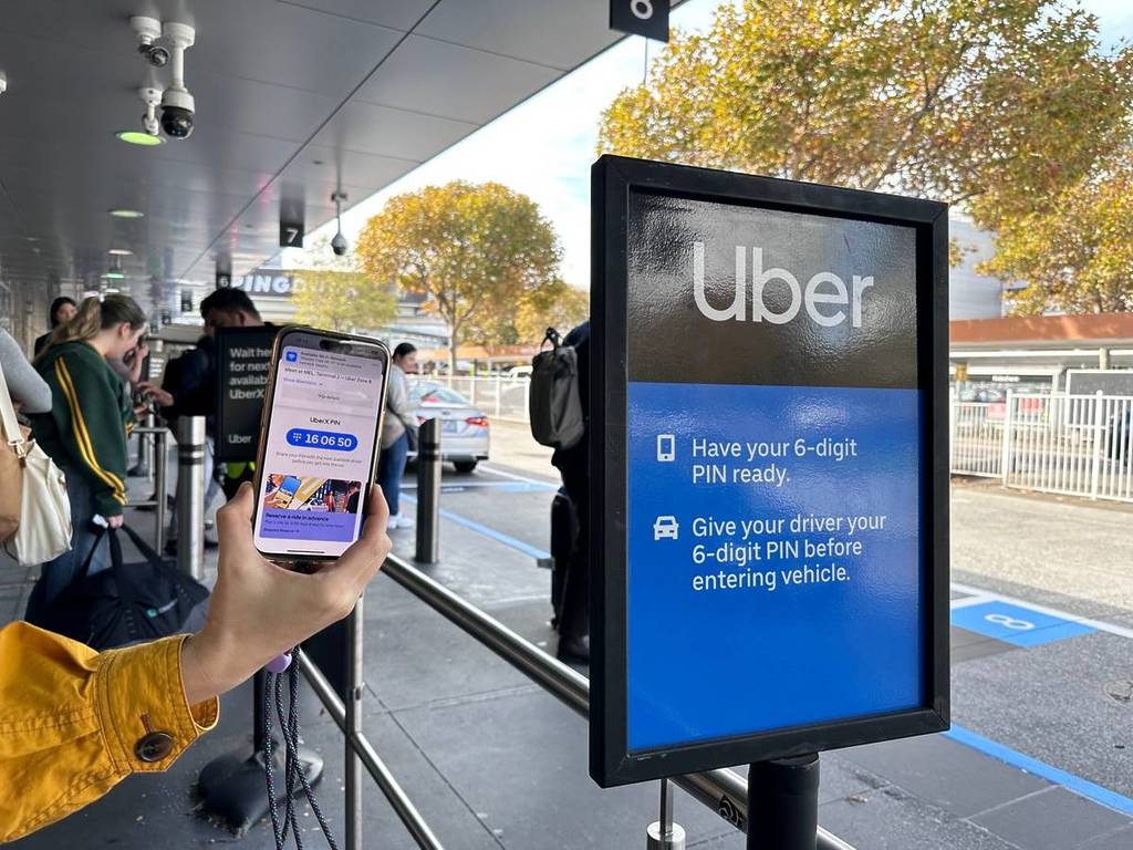 Melbourne Airport Drop-Off Ban: First Look At 2026 Transport Hub