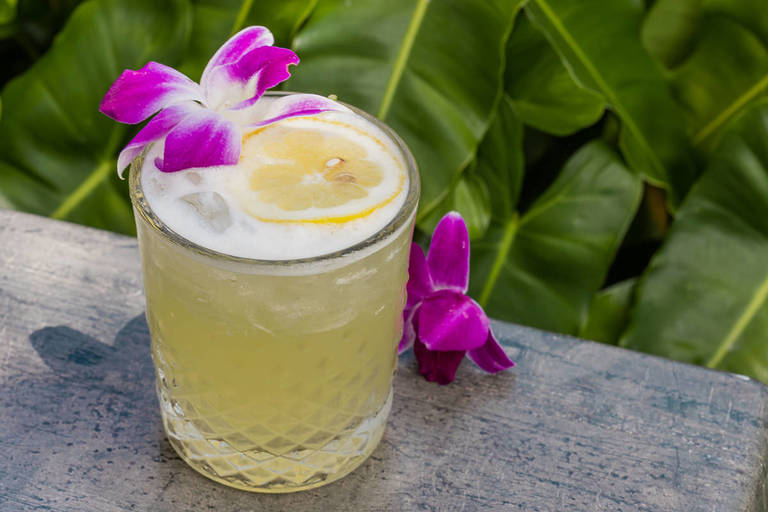 10 Of The Best Happy Hours In Miami Beach