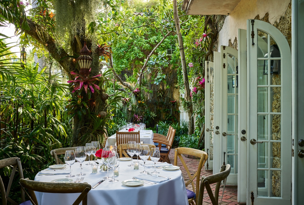 35 magníficos lugares para comer al aire libre en Miami
