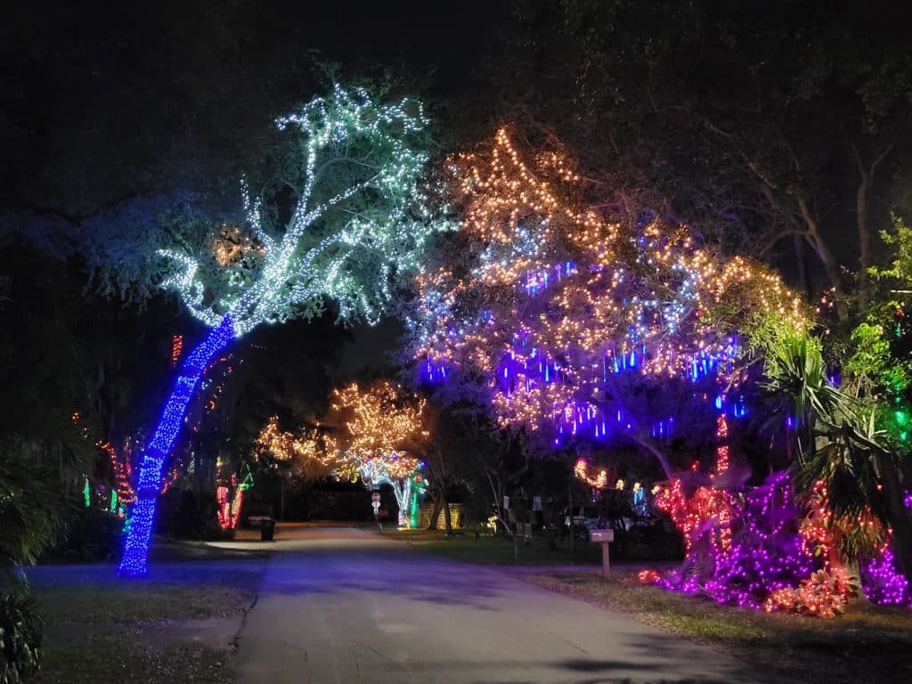 15 Of The Best Holiday Light Displays Illuminating Miami This Year