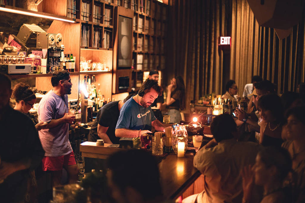 16 Excellent Miami Bars And Restaurants Offering Live Music, From Jazz ...