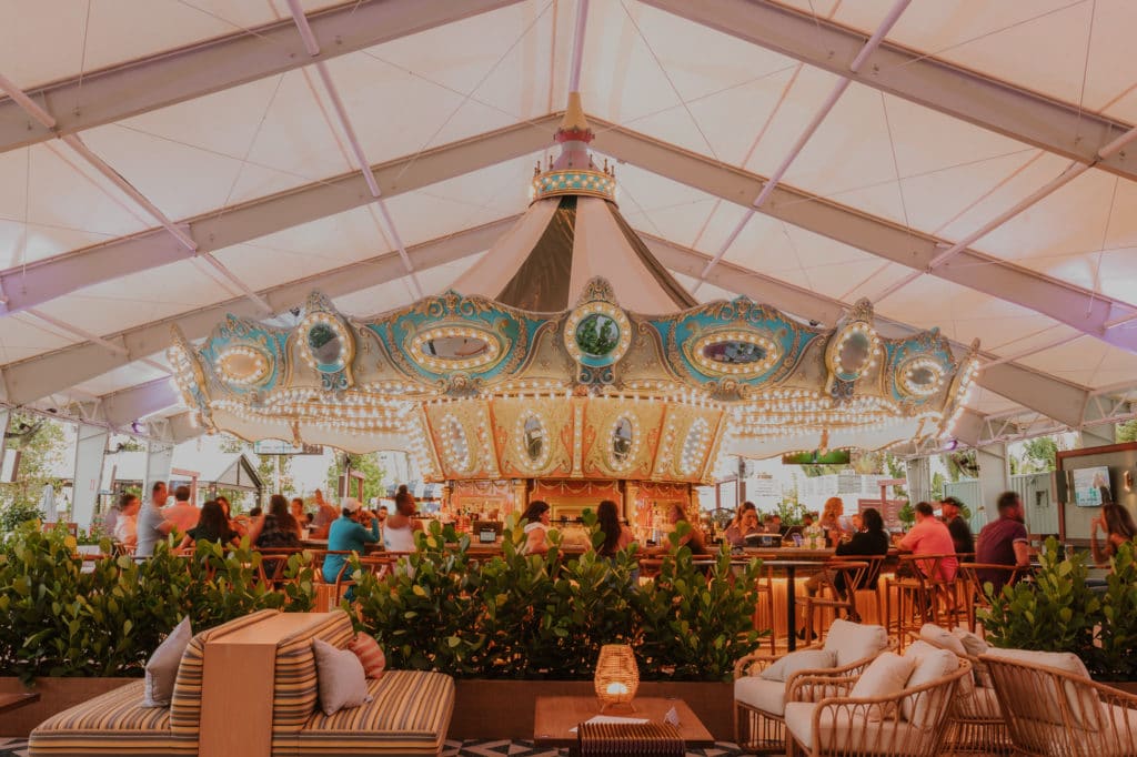 Hallandales beliebter Carousel Club hat seinen „letzten Dreh ...