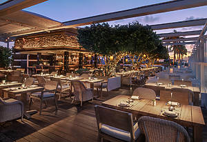 18 Spots To See Spectacular Fireworks On NYE In Miami