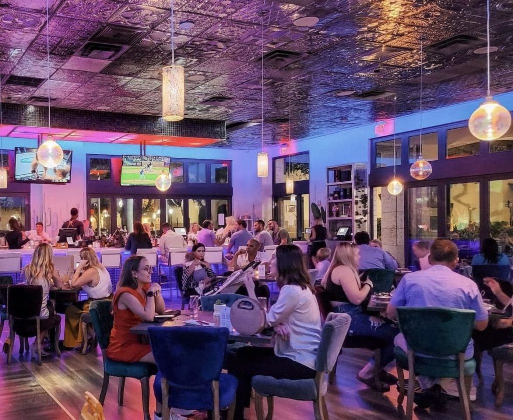 12 Best Places To Watch The F1 Race In Miami This Weekend