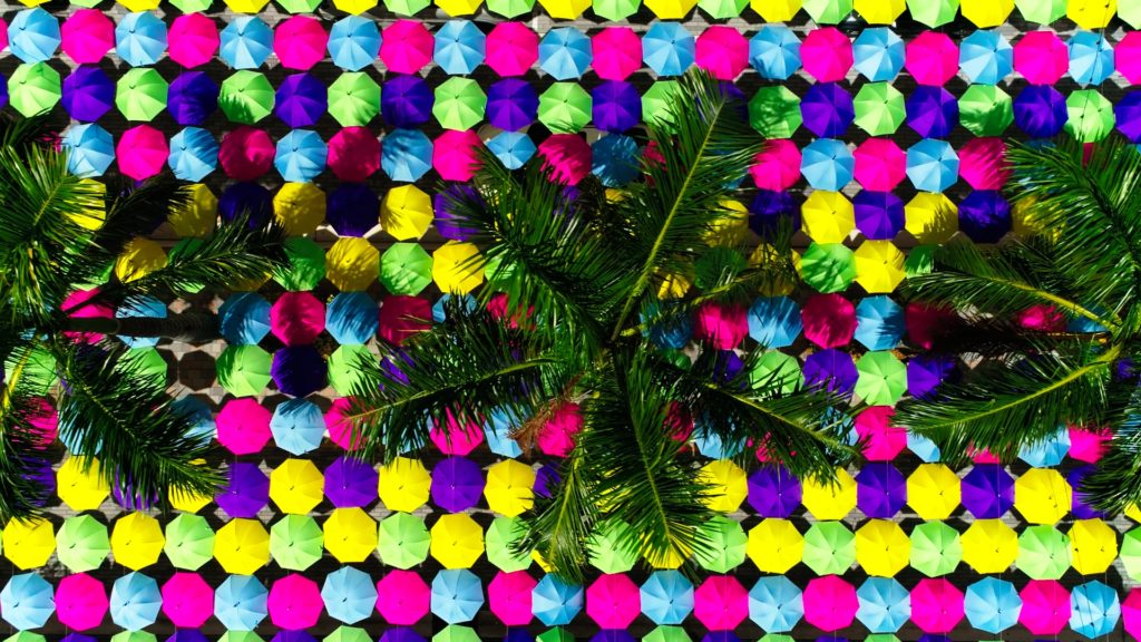 Umbrellas Are Filling The Sky At CityPlace Doral In New Installation ...