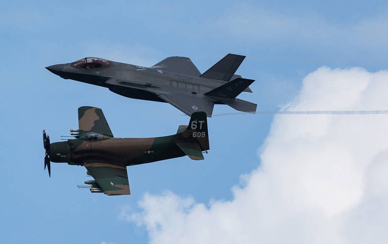 Miami Beach's FREE Air & Sea Show Returns For Memorial Day
