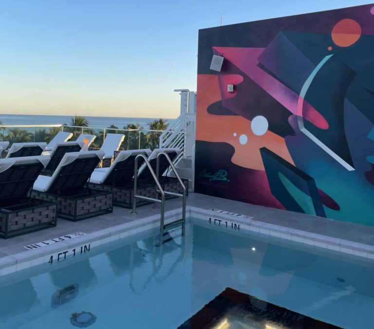 8 Fabulous Rooftop Pools In Miami To Cool Off In