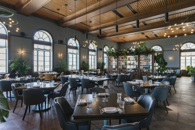 17 Of The Best Restaurants To Visit In Miami