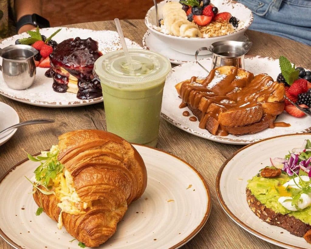 5 Delicious Breakfast Spots In Miami To Start The Day Off Right