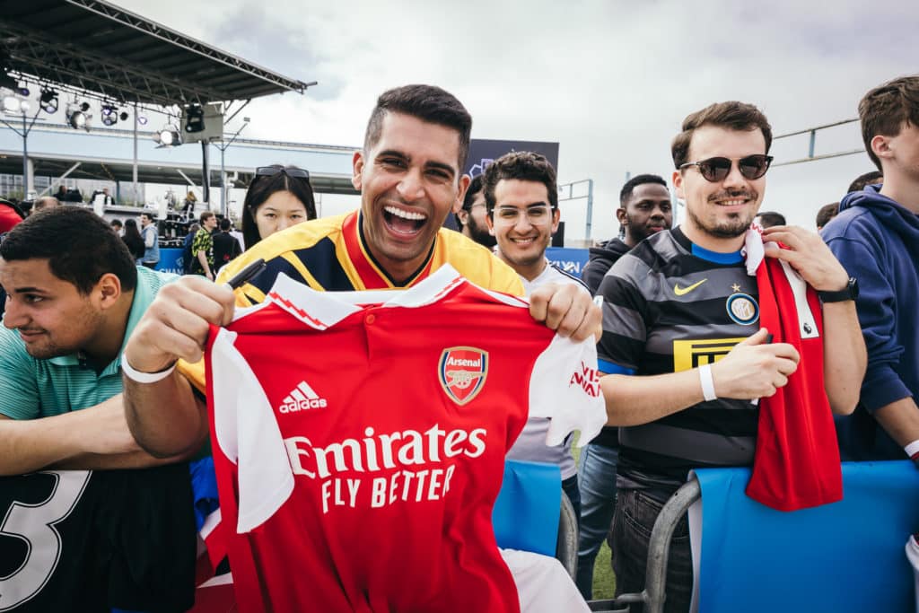 Watch UEFA Champions League Matches Surrounded By Soccer Fans At This ...