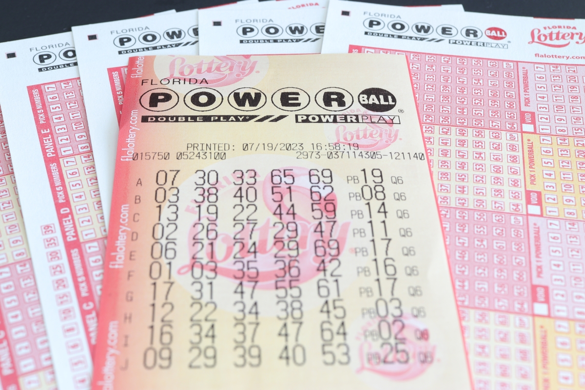 Boleto Ganador De $214 Millones De Powerball Vendido En Miami Shores Publix