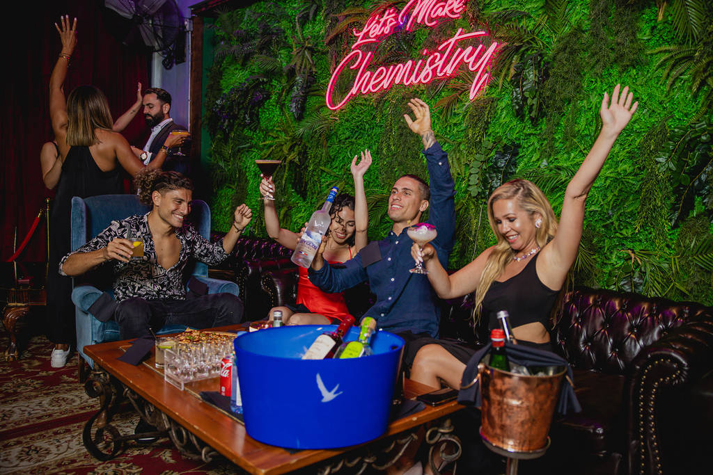 10 Touchdown-Worthy Spots To Watch The Miami Dolphins Play