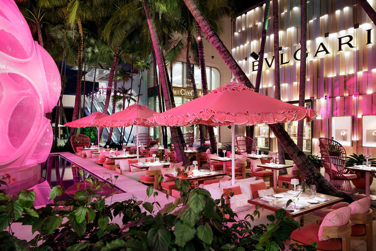 15 Of The Best Happy Hours In Miami For Cheap Deals