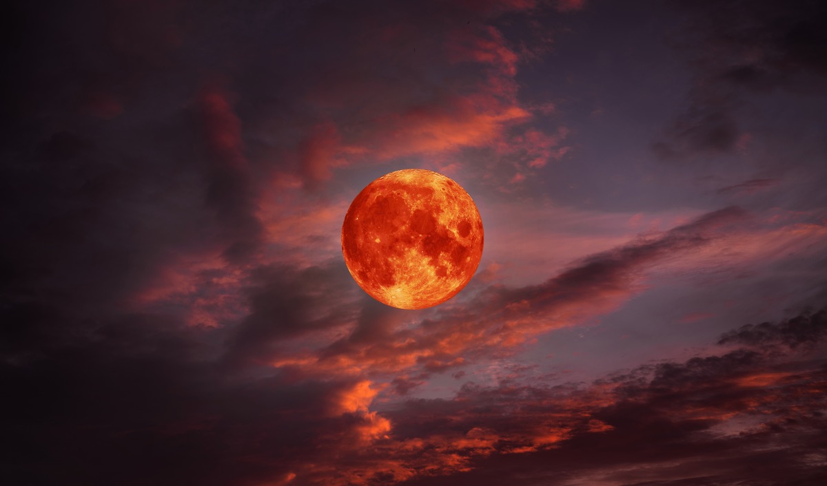 A Super Rare ‘Blood Moon’ Will Appear In Miami Skies This Week