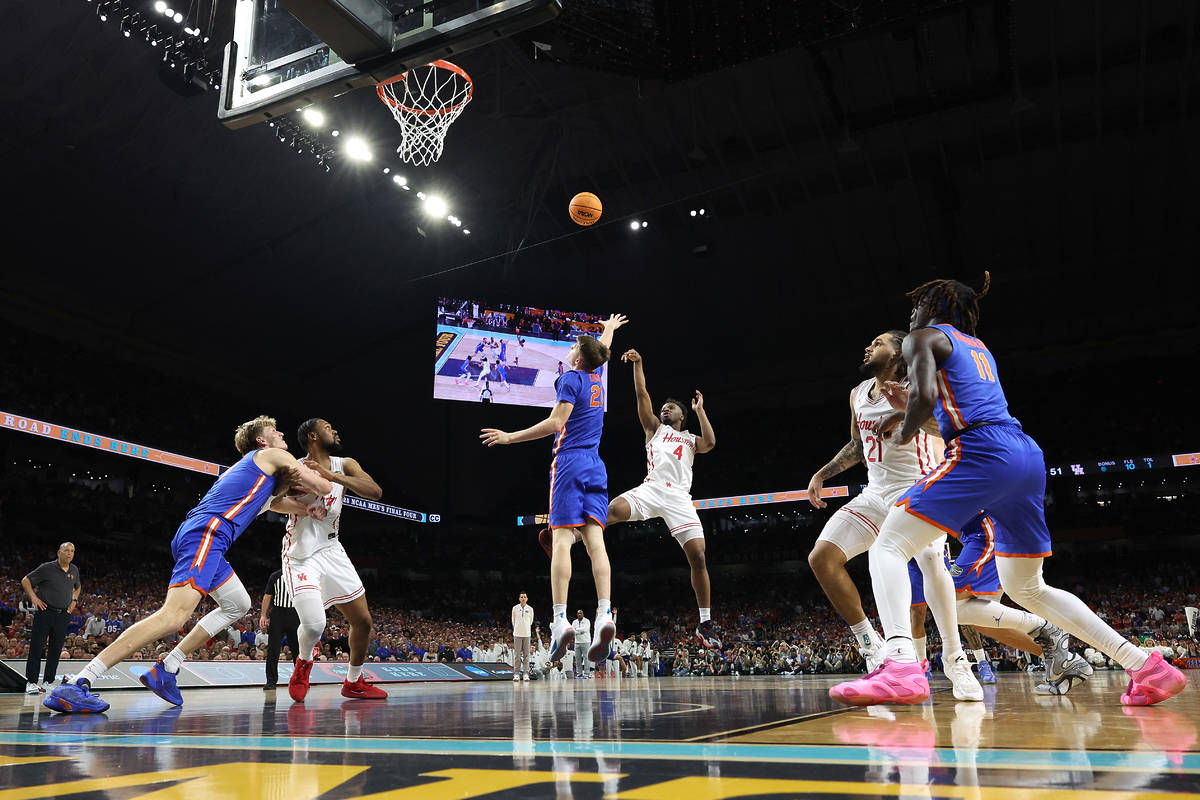 Florida Gators Win First NCAA Tournament Game Since 2007