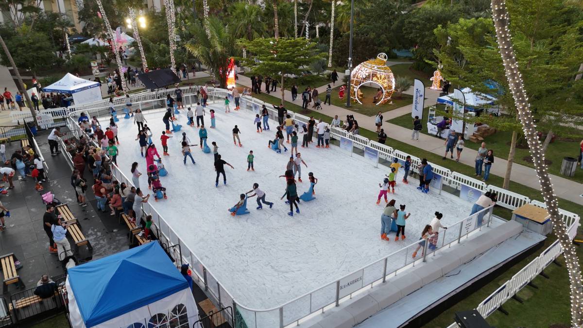 Homestead's Real Outdoor Ice Rink Is Officially Open