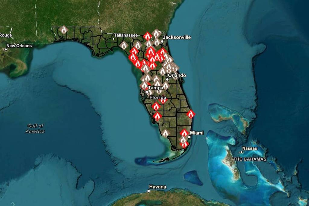 This real-time interactive map helps you keep track of active wildfires ...