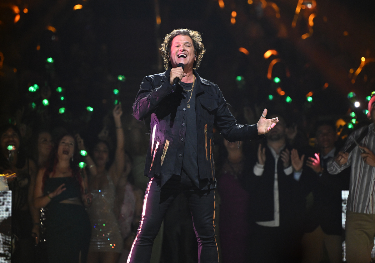 Carlos Vives sera la tête d'affiche d'un concert gratuit en bord de mer ...